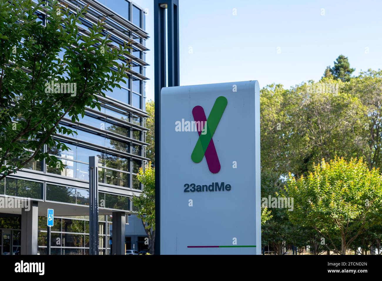 23andMe headquarters in Silicon Valley, Sunnyvale, California, USA ...