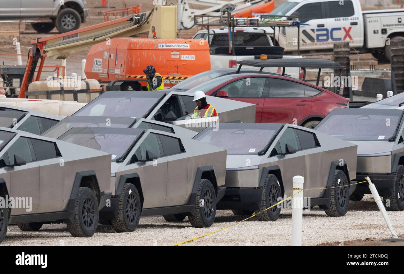 Austin, TX, USA. 13th Dec, 2023. New Tesla Cybertrucks are parked ...