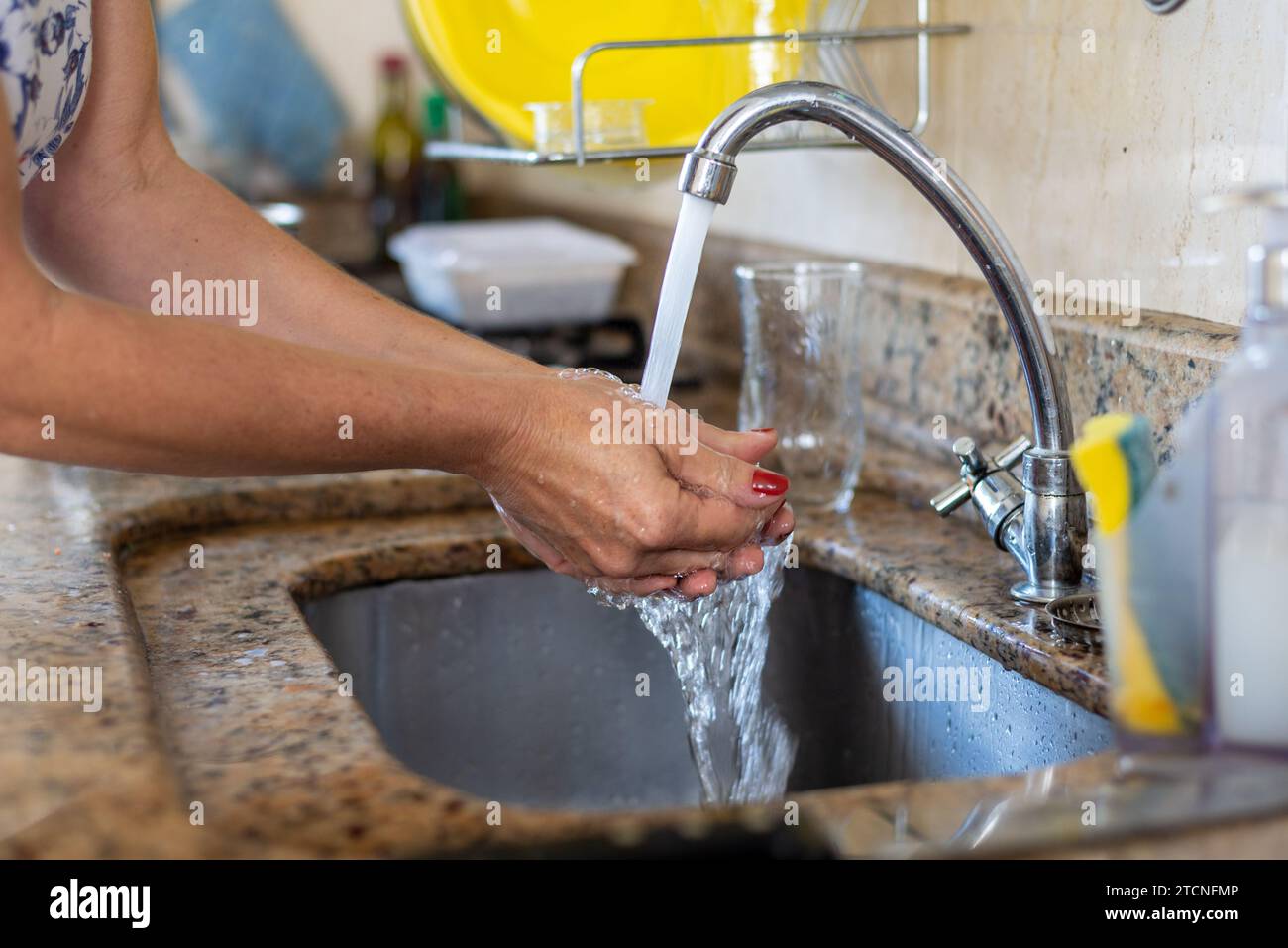Washing hands before eating hi-res stock photography and images - Alamy