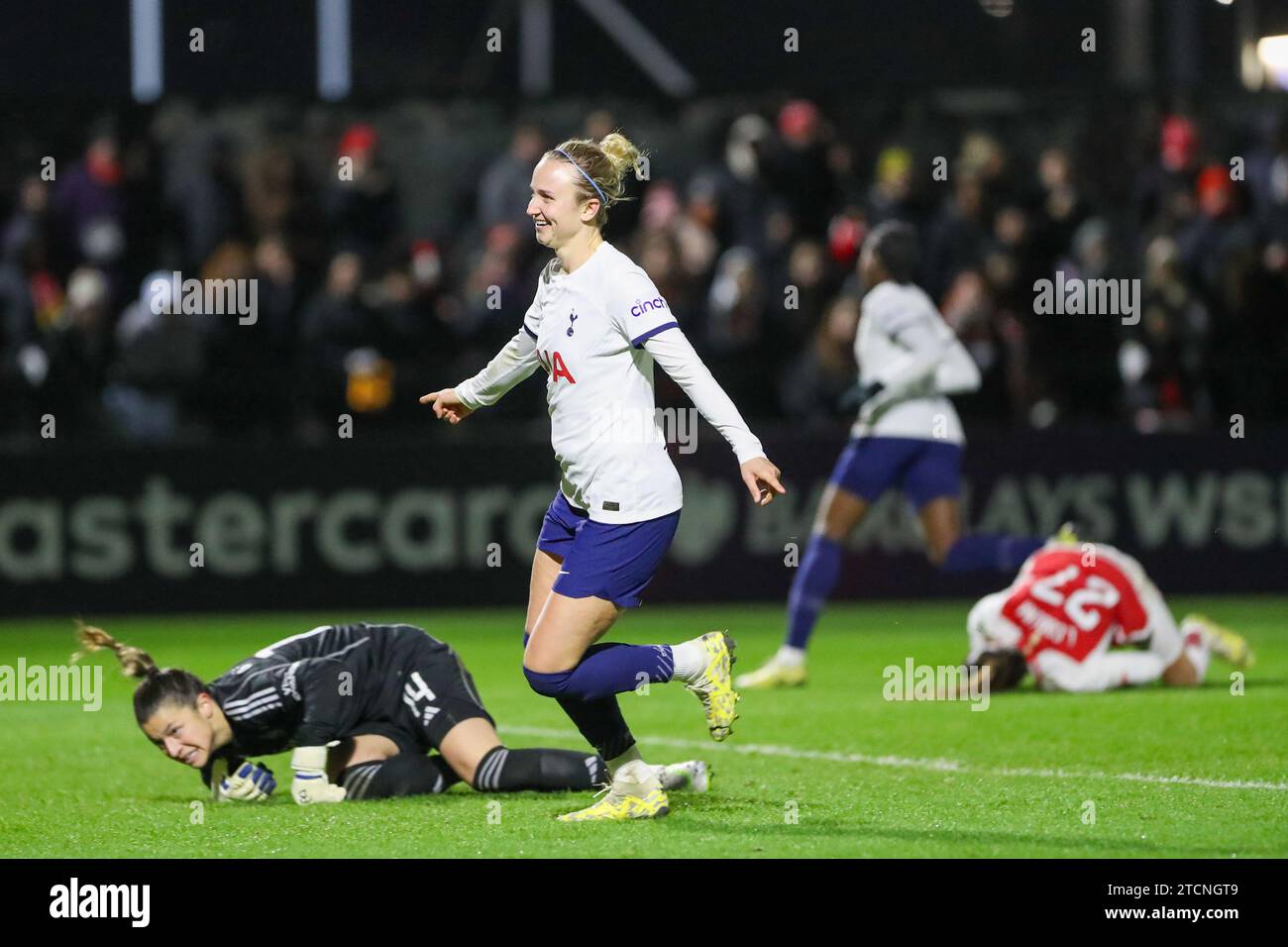 London, UK. 13 December 2023. Martha Thomas celebrates during the Conti ...