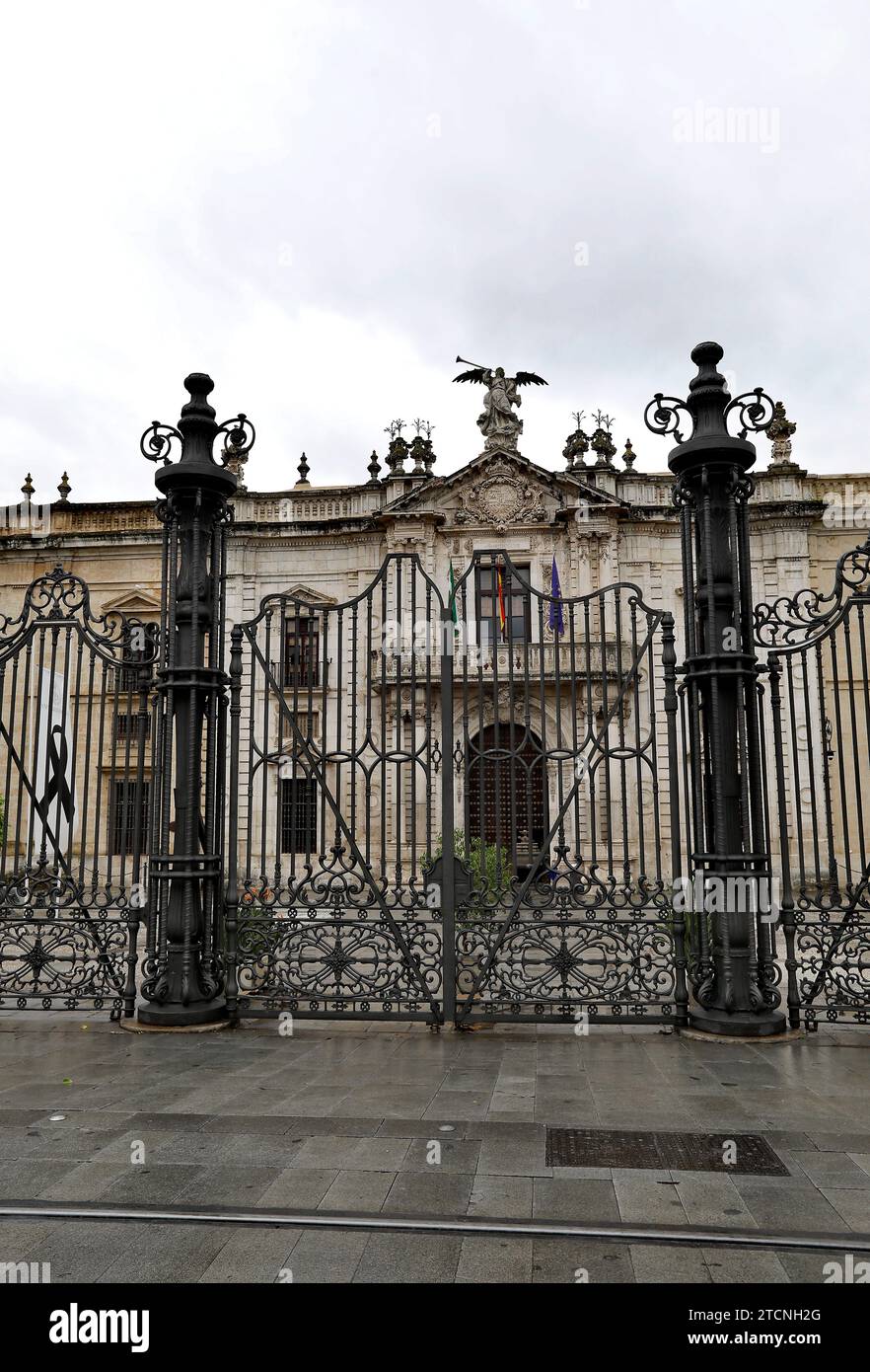 Seville, 04/27/2020. Rectorate of the University of Seville. Photo: JM ...