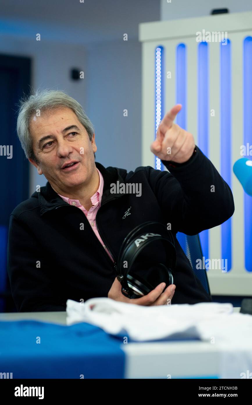 Manuel lama hi-res stock photography and images - Alamy