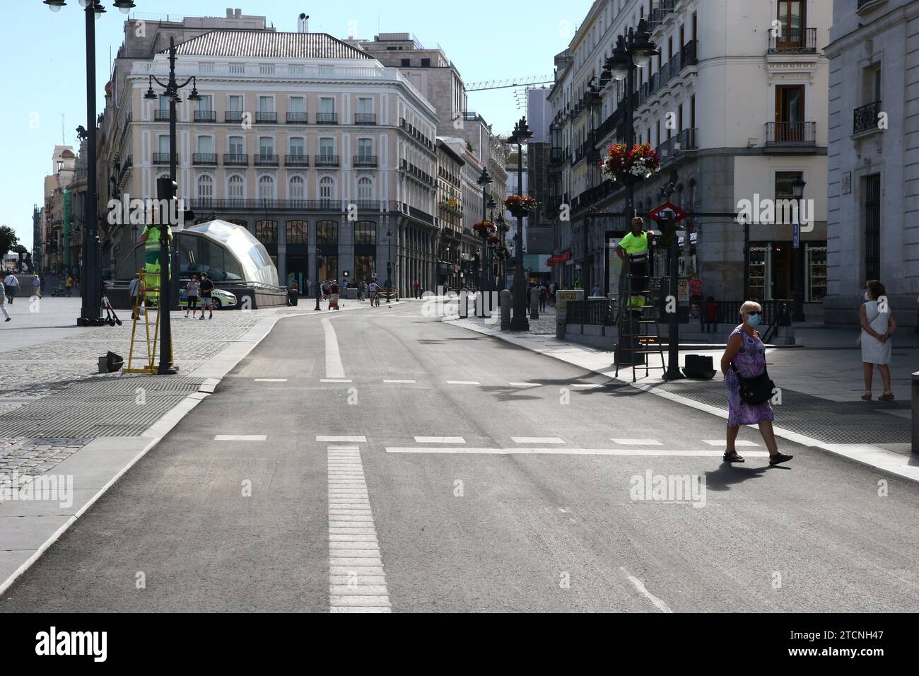 Pedestrianization of puerta hi-res stock photography and images - Alamy