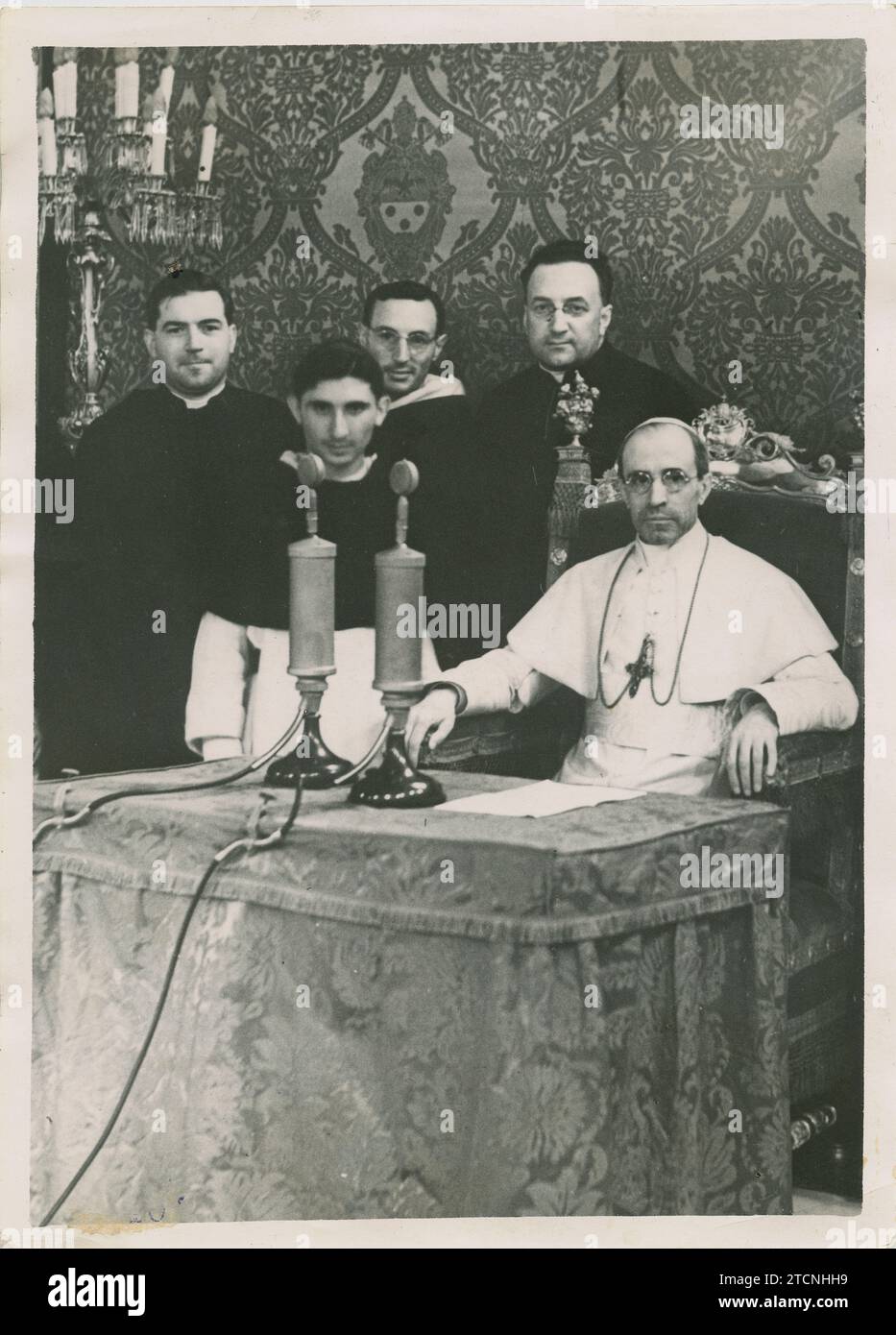 Vatican radio station hi-res stock photography and images - Alamy