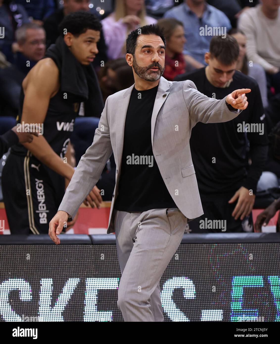 Jesus ramirez hi-res stock photography and images - Alamy