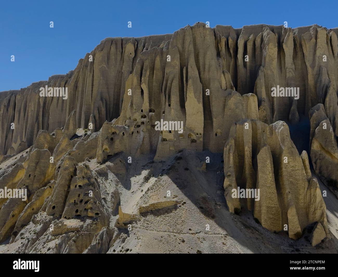 Mustang nepal caves hi-res stock photography and images - Alamy