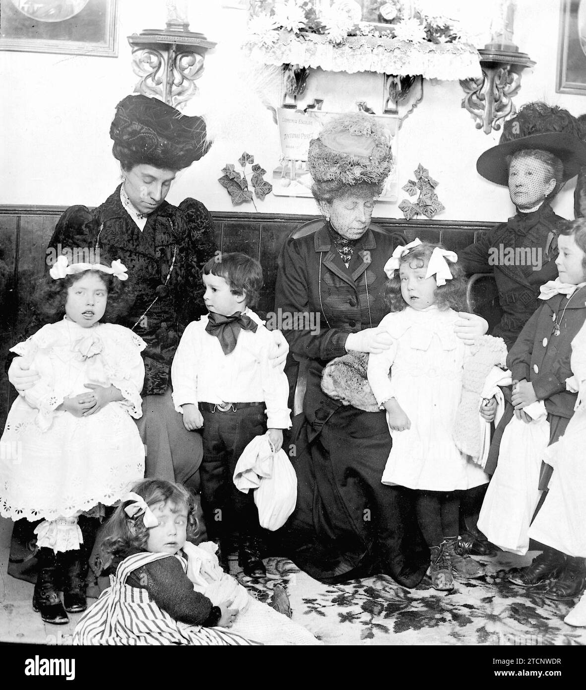 R distribution Black and White Stock Photos & Images - Alamy