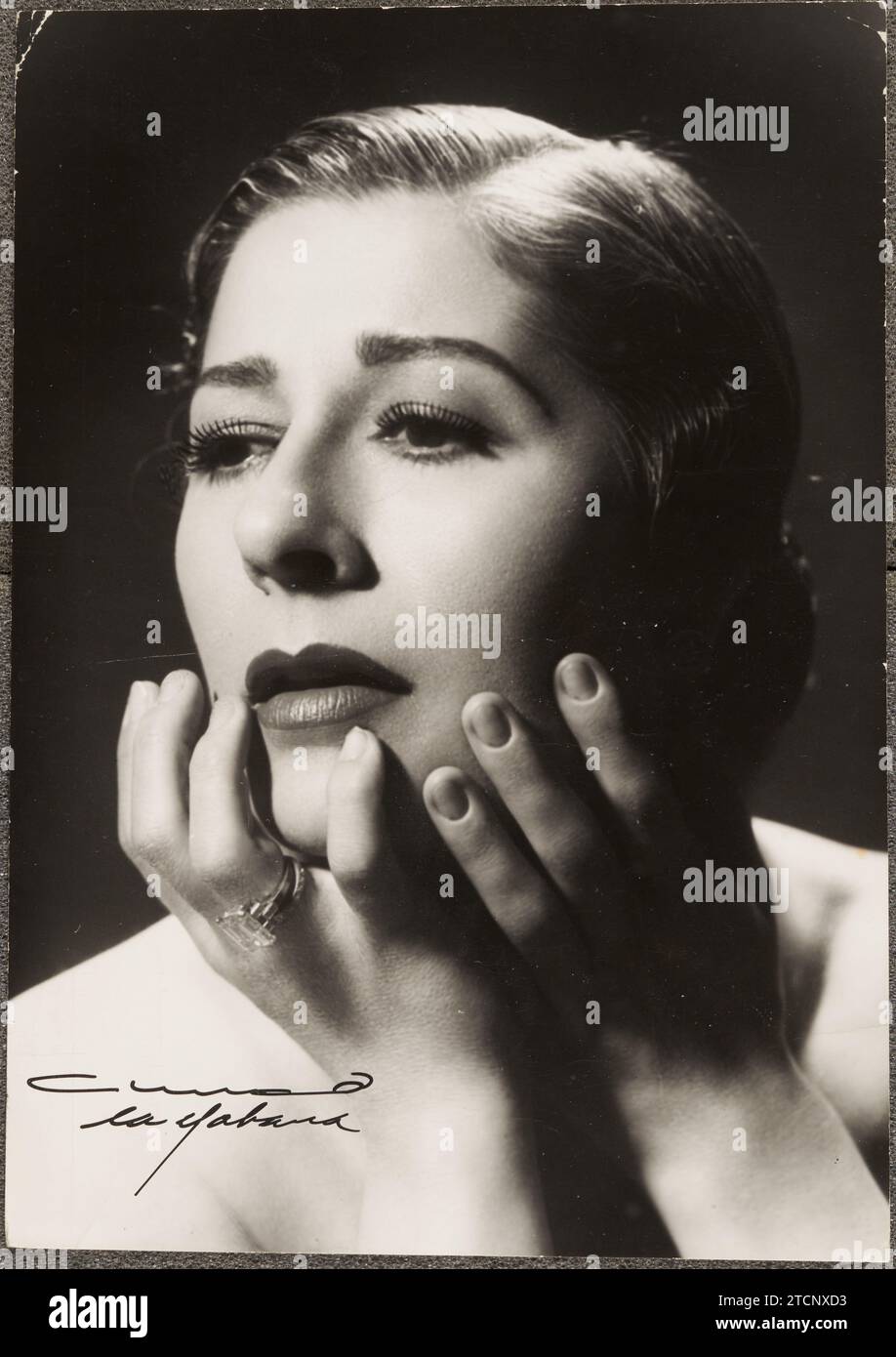 01/01/1940. Portrait of Concha Piquer. Credit: Album / Archivo ABC ...