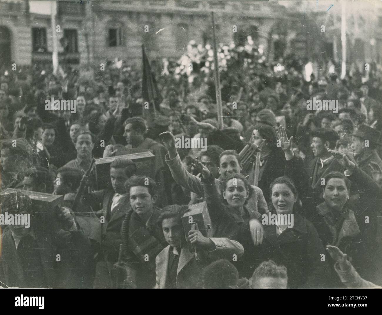 Madrid, 04/02/1939. Spanish Civil War. Demonstrations of enthusiasm and ...