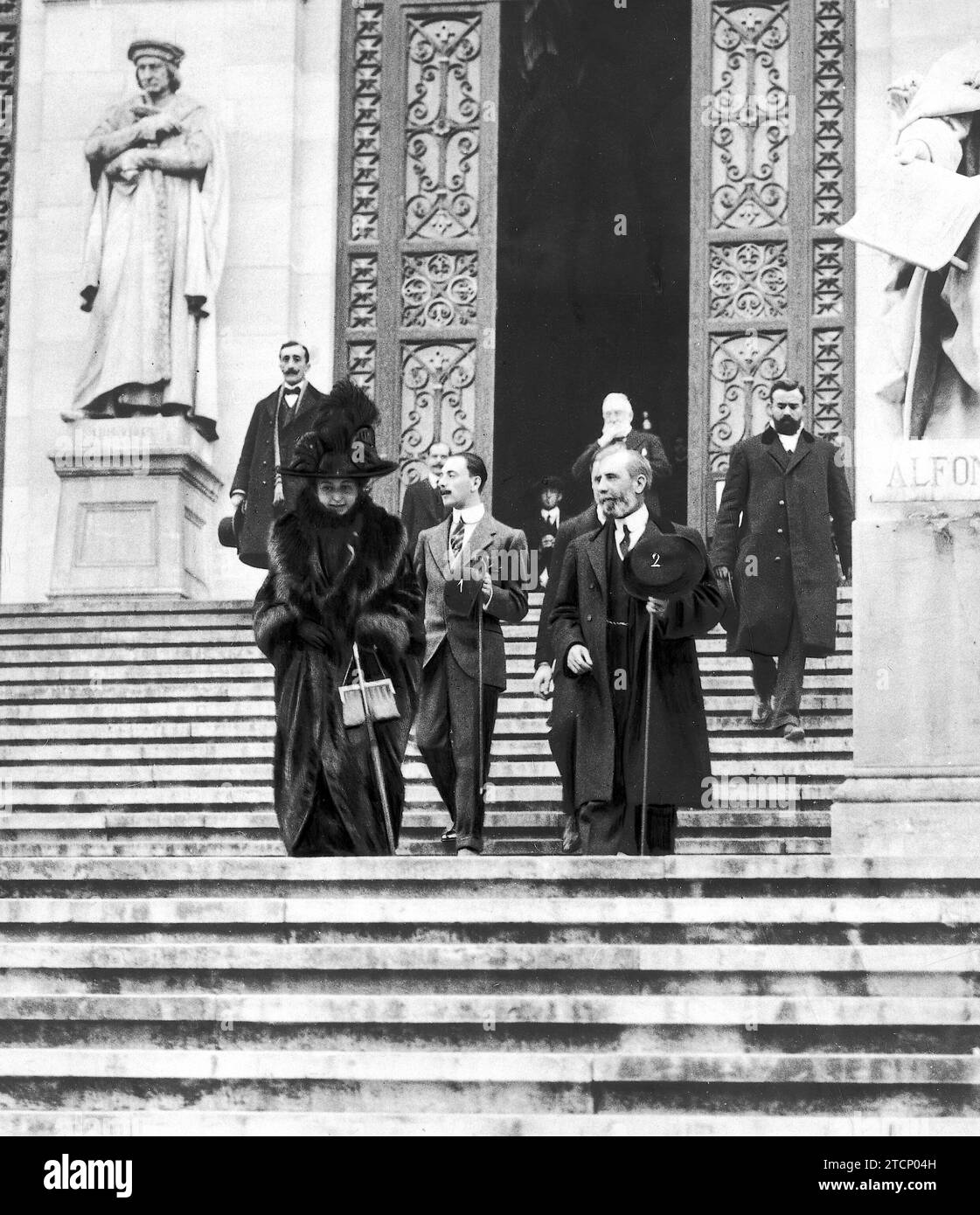 Queen victoria photo album hi-res stock photography and images - Alamy