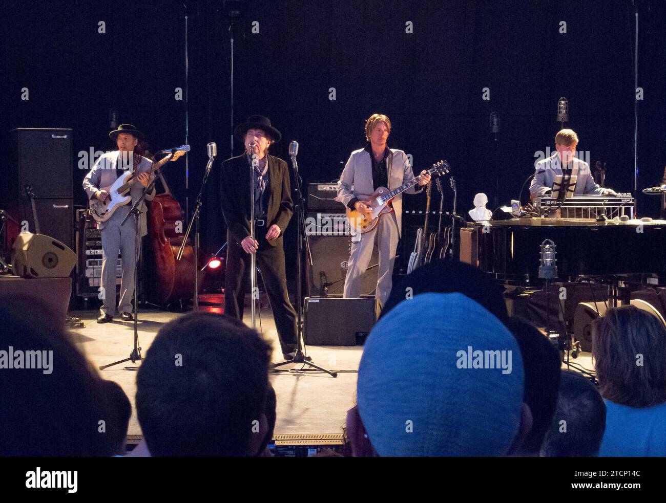 Bob dylan 2015 festival hi-res stock photography and images - Alamy