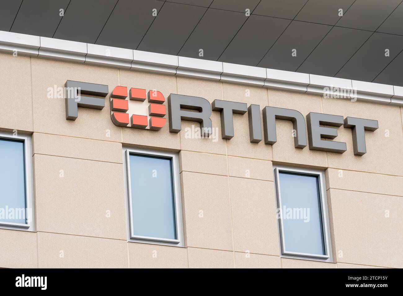 Fortinet logo hi-res stock photography and images - Alamy