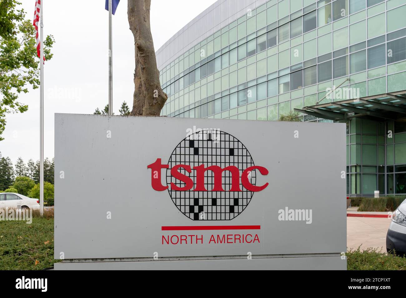 Taiwan semiconductor headquarters hi-res stock photography and images ...