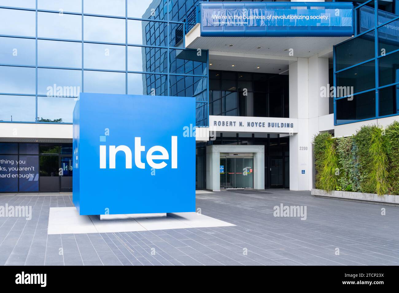 Silicon valley head office hi-res stock photography and images - Alamy