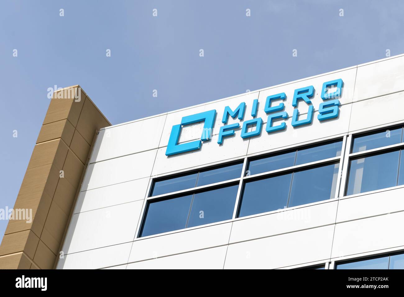 Focus logo hi-res stock photography and images - Alamy