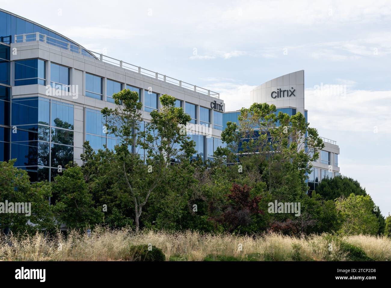 Silicon systems hi-res stock photography and images - Alamy