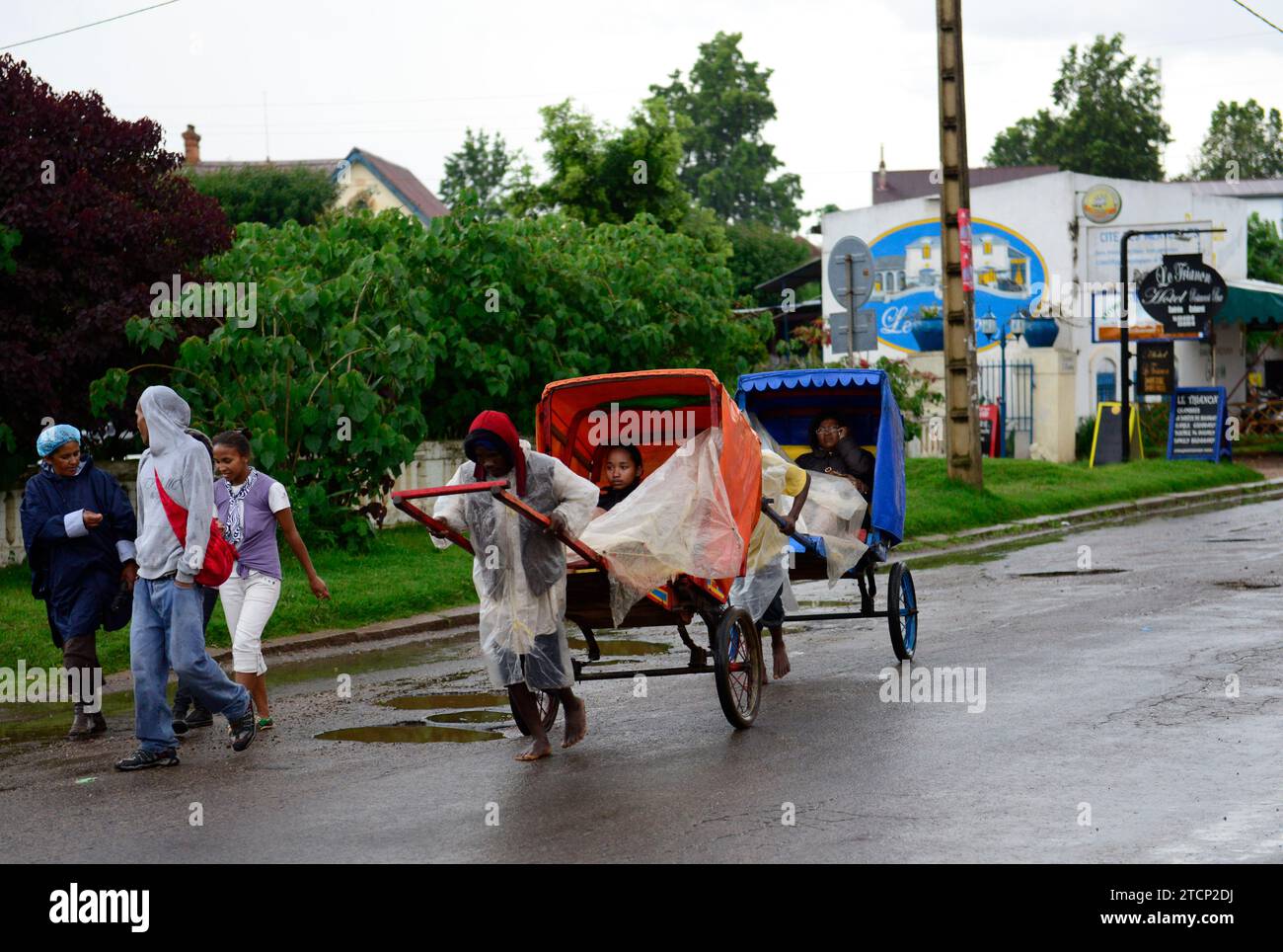 Pous hi-res stock photography and images - Alamy