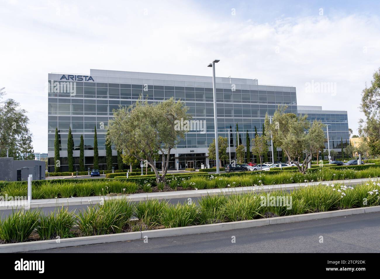 Arista logo hi-res stock photography and images - Alamy