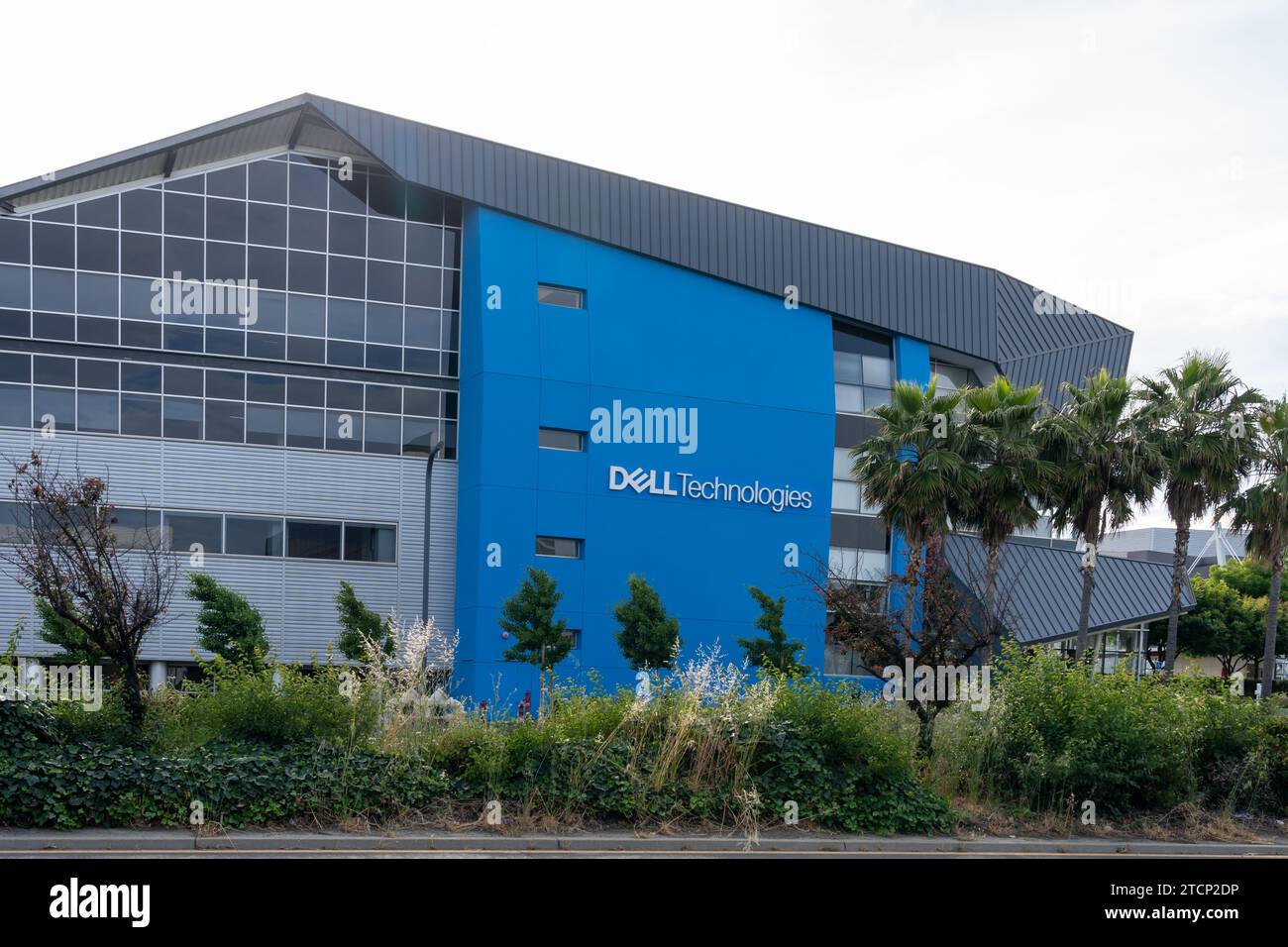 Dell Technologies office Silicon Valley in Santa Clara, California, USA ...