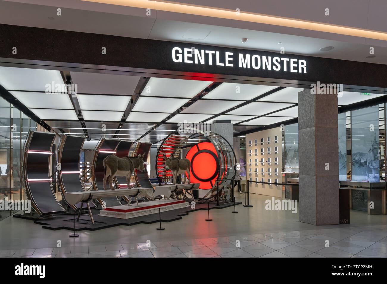 GENTLE MONSTER store at Westfield Valley Fair in Santa Clara ...