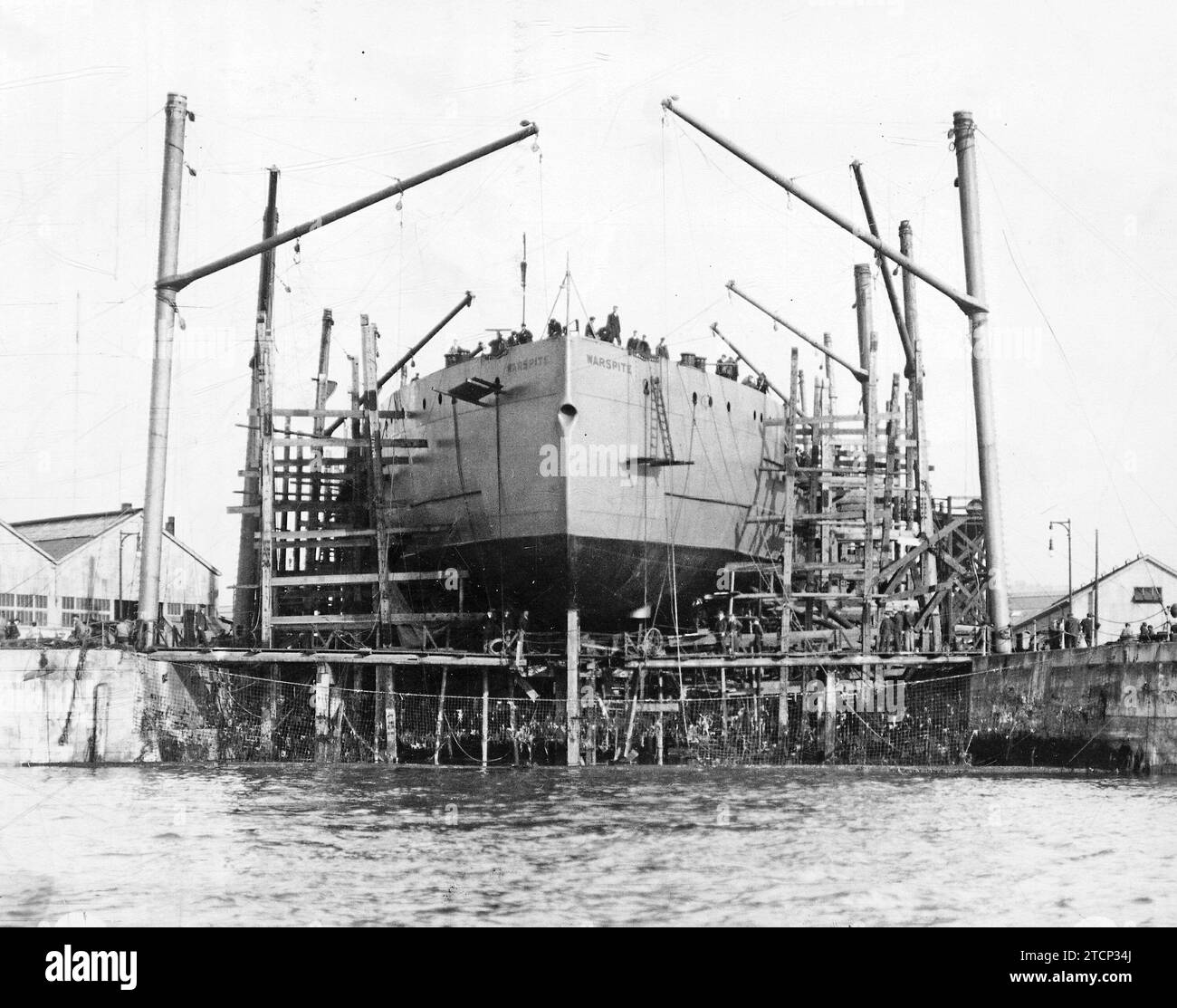 Devonport. 11/26/1913. Launching of an English battleship. The hull of ...