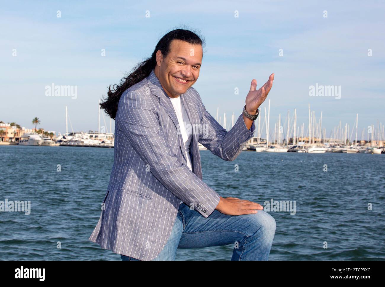 Alicante 10/18/2013 Nilo Manrique photo Juan Carlos Soler Archdc ...