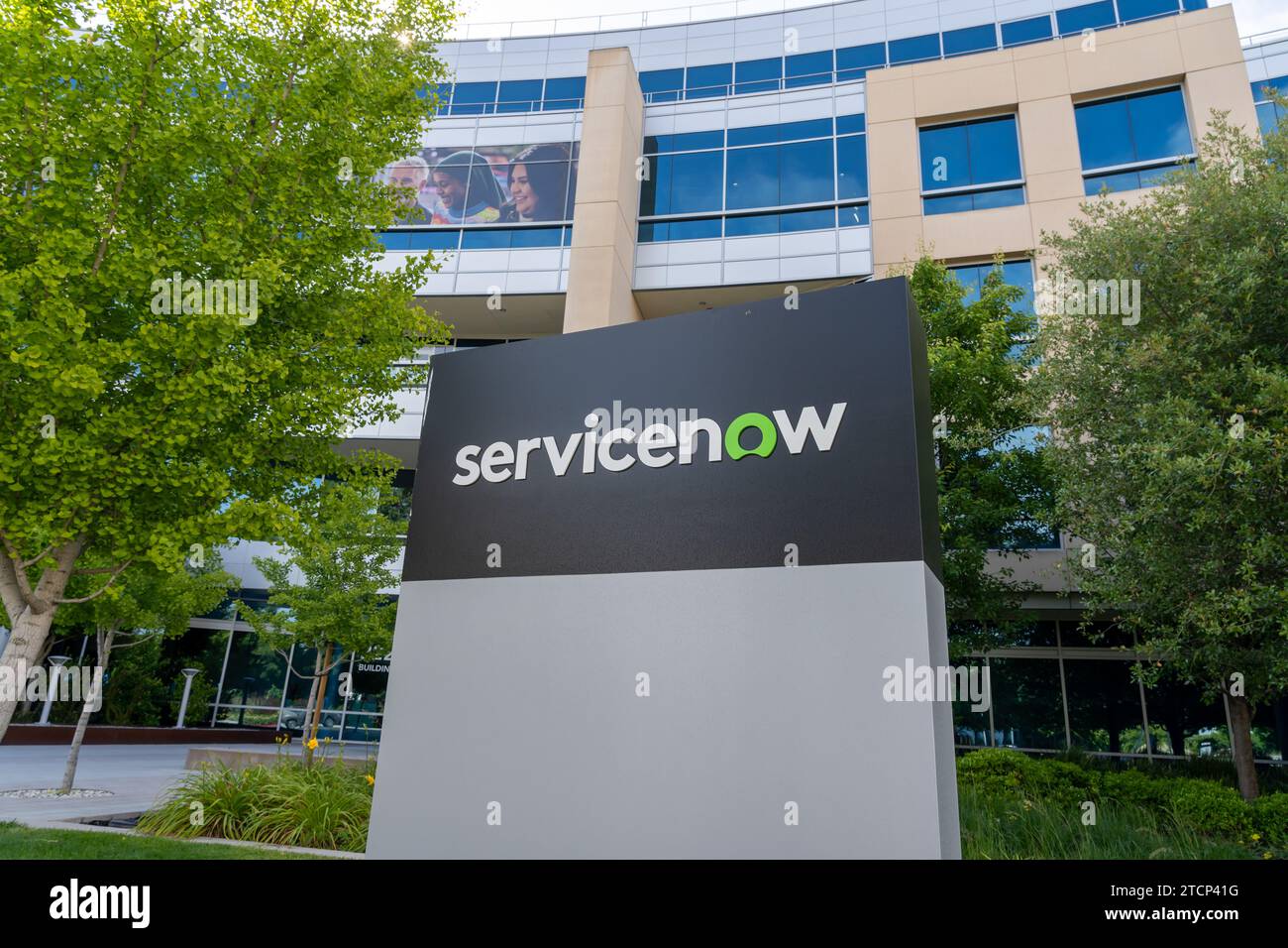 ServiceNow headquarters in Santa Clara, California, USA Stock Photo - Alamy
