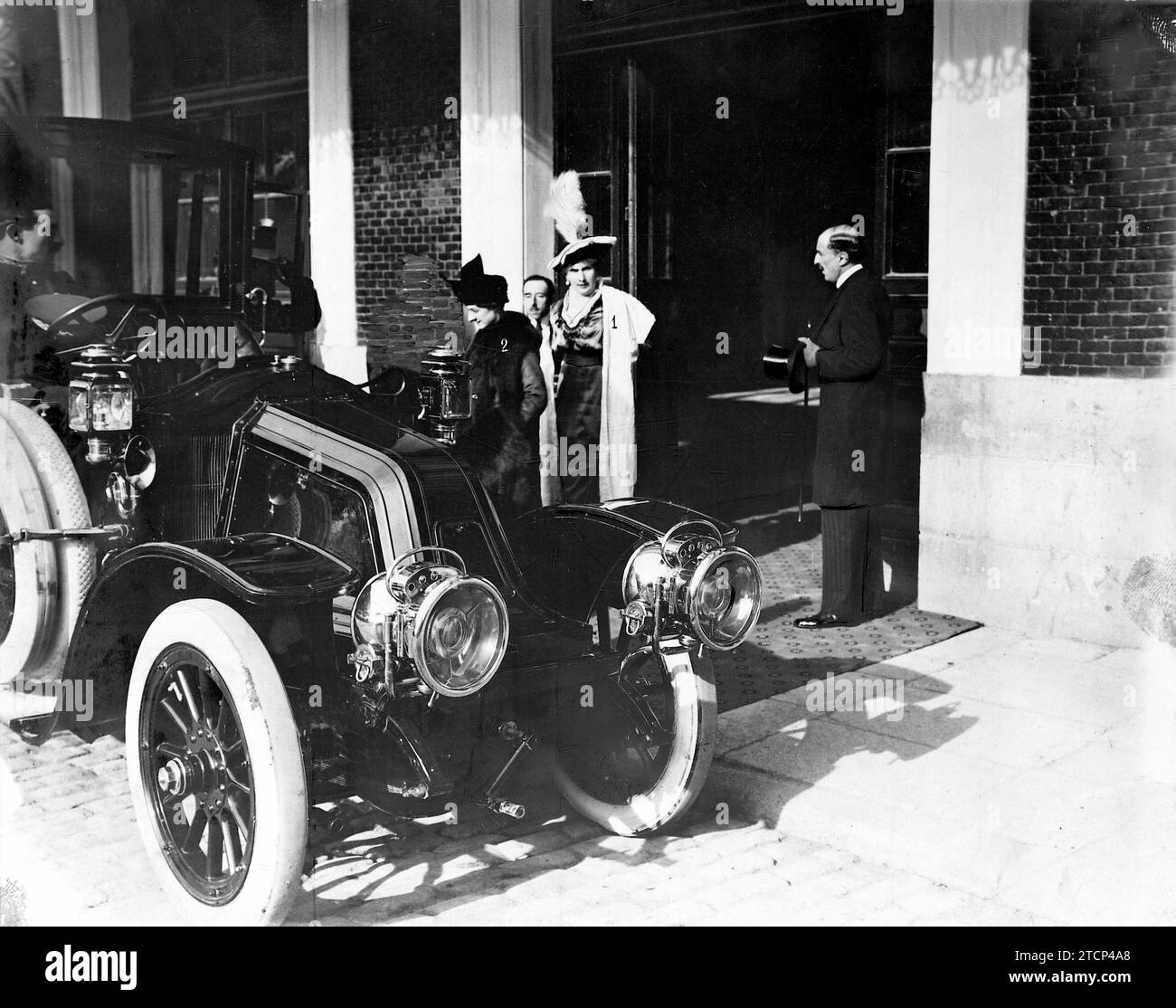 Victoria eugenia car Black and White Stock Photos & Images - Alamy