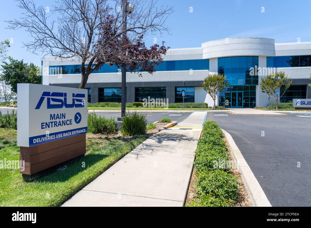 Asus logo hi-res stock photography and images - Alamy