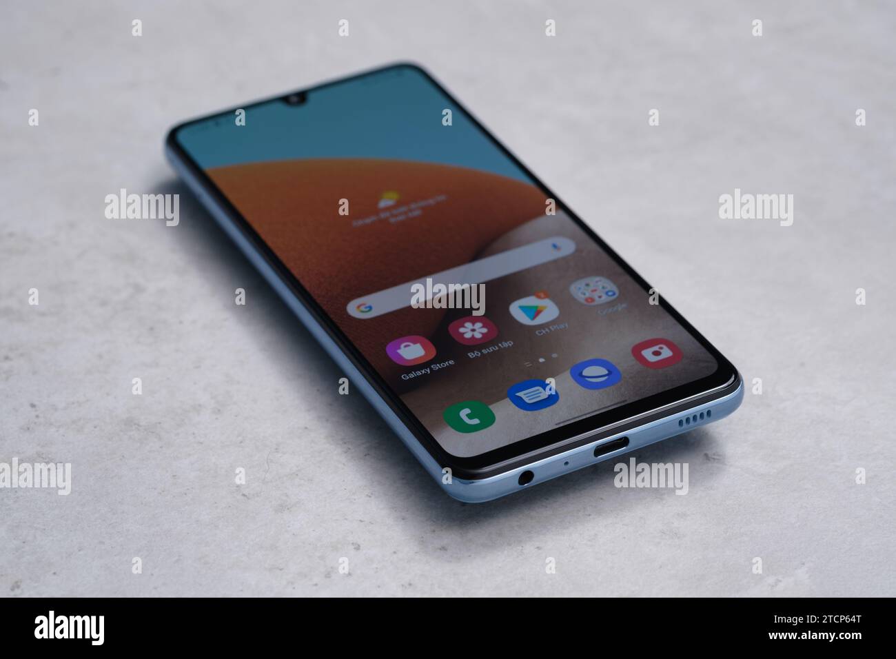 HCMC, VN - Dec 2023. Samsung Galaxy A32 smartphone Stock Photo - Alamy