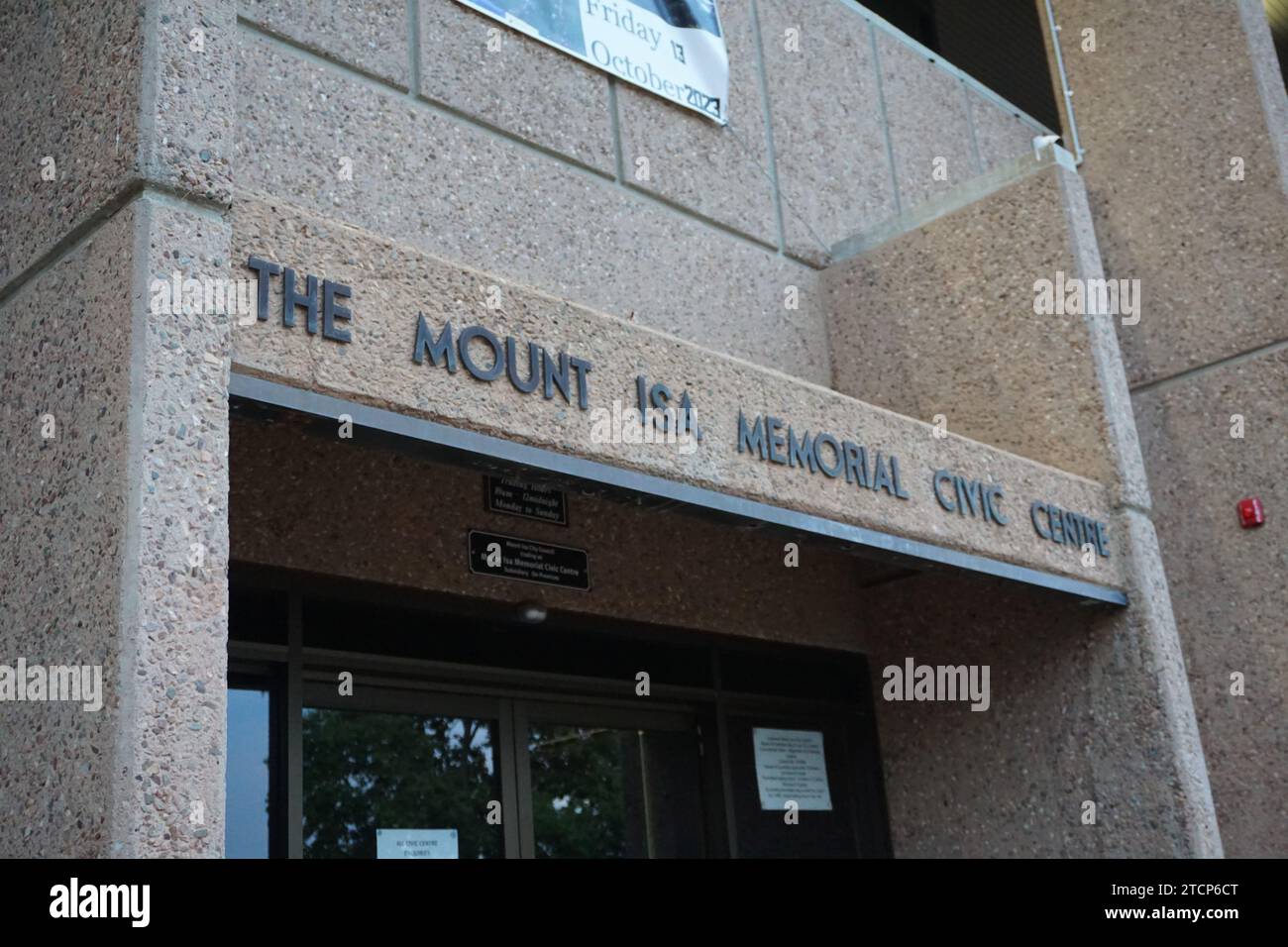 The mount isa memorial civic centre hi-res stock photography and images ...