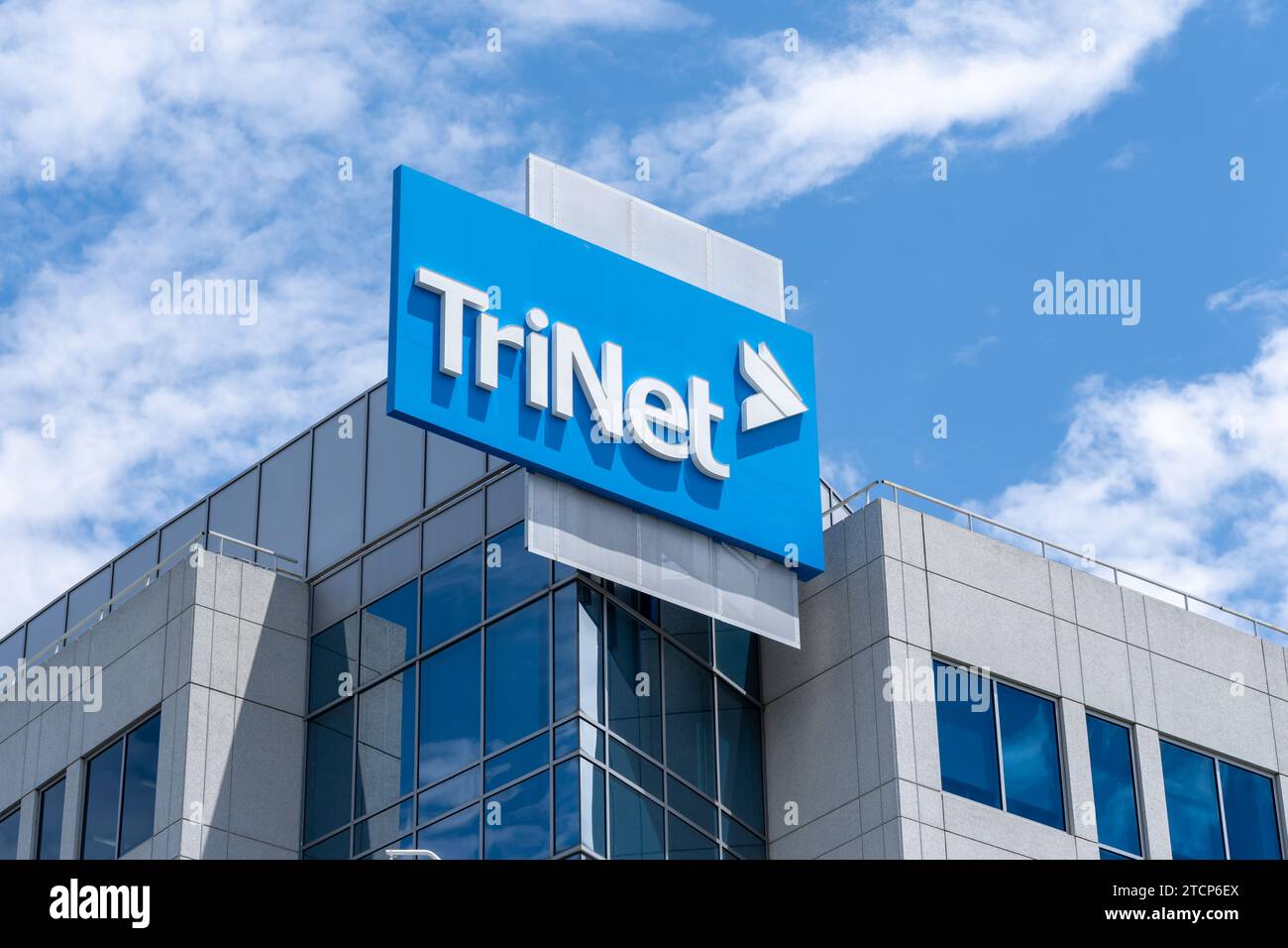 Trinet logo hi-res stock photography and images - Alamy