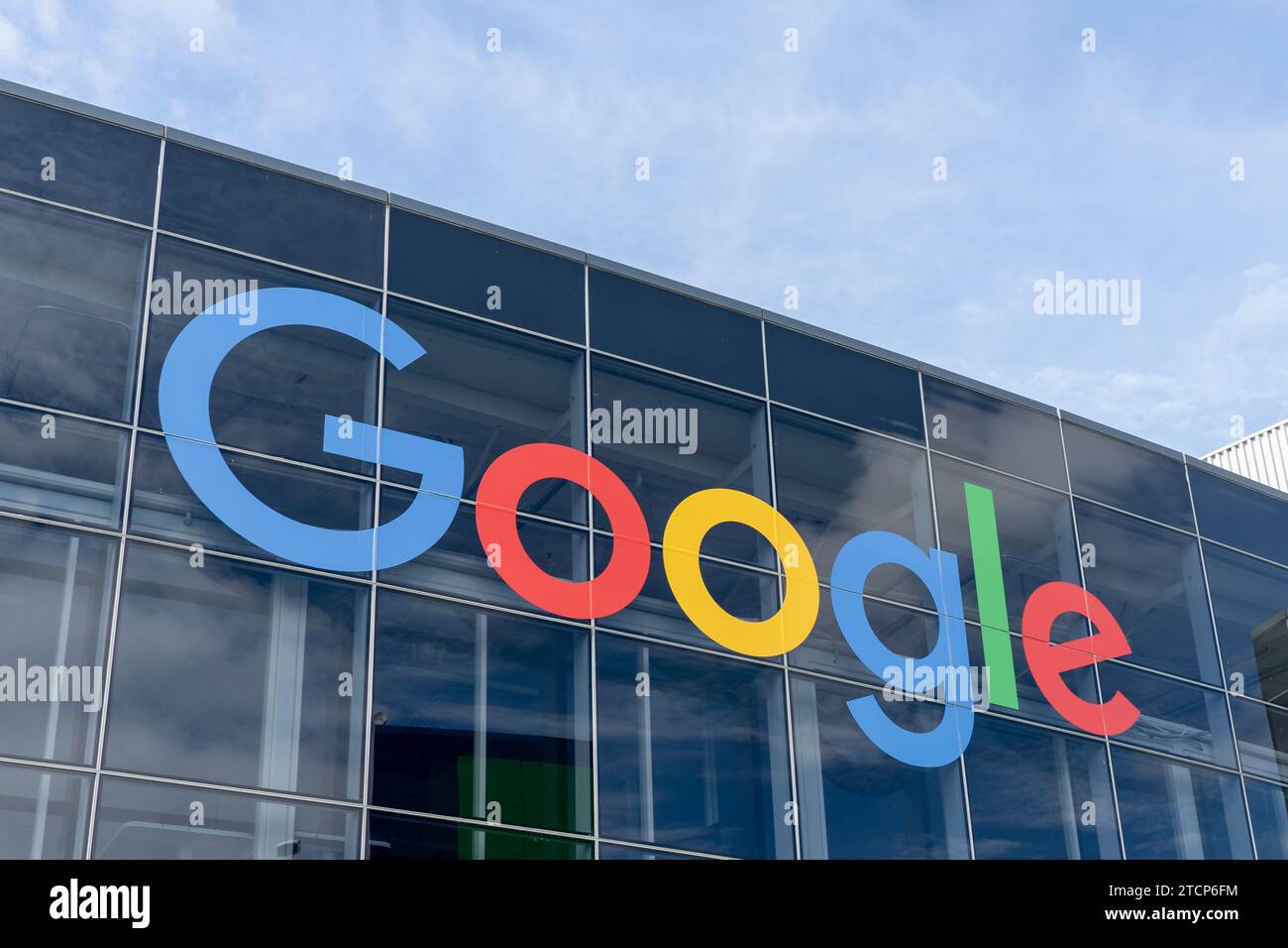 Google logo sign hi-res stock photography and images - Alamy