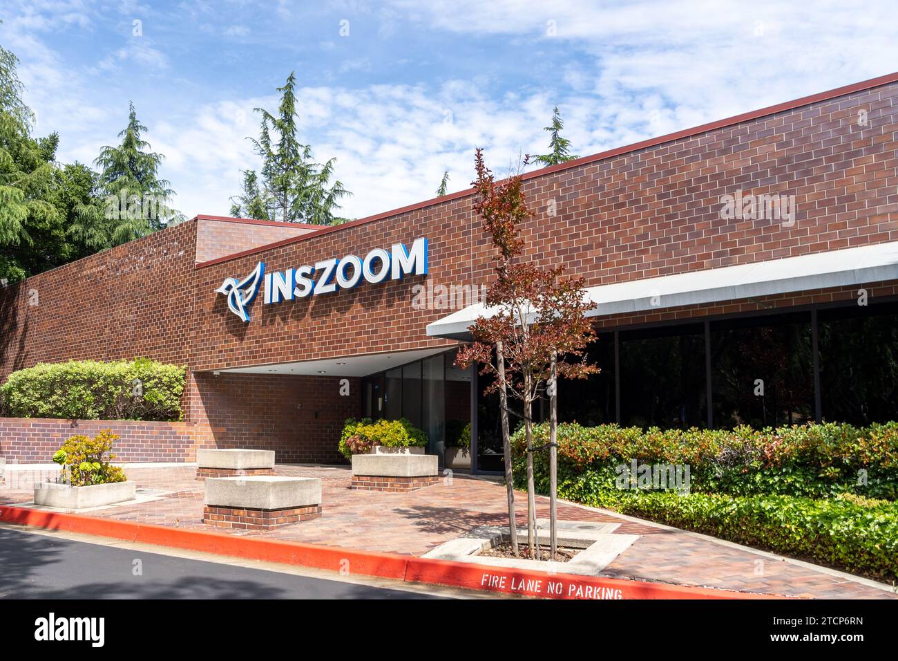 Inszoom hi-res stock photography and images - Alamy