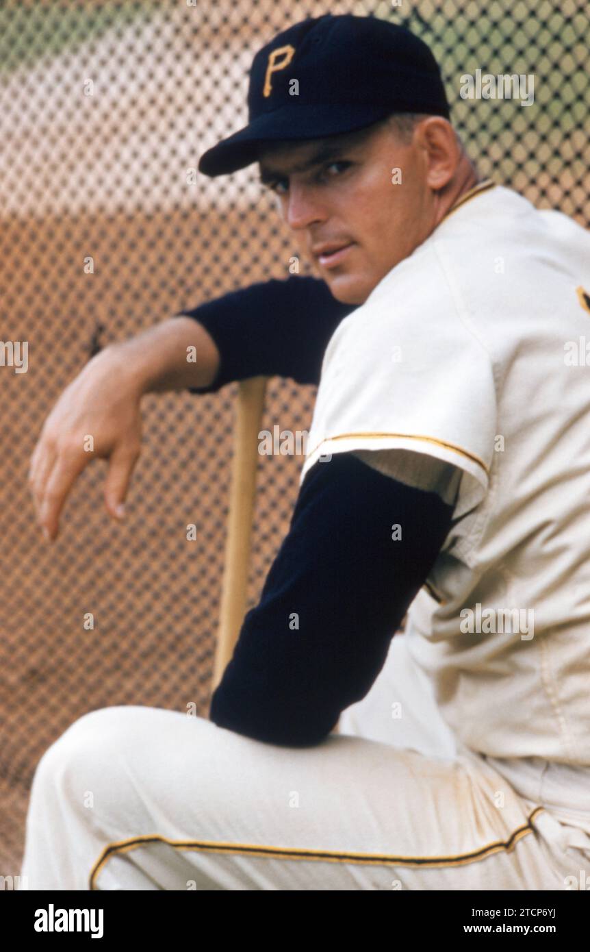 FL - MARCH, 1957: Frank Thomas #15 of the Pittsburgh Pirates poses for ...