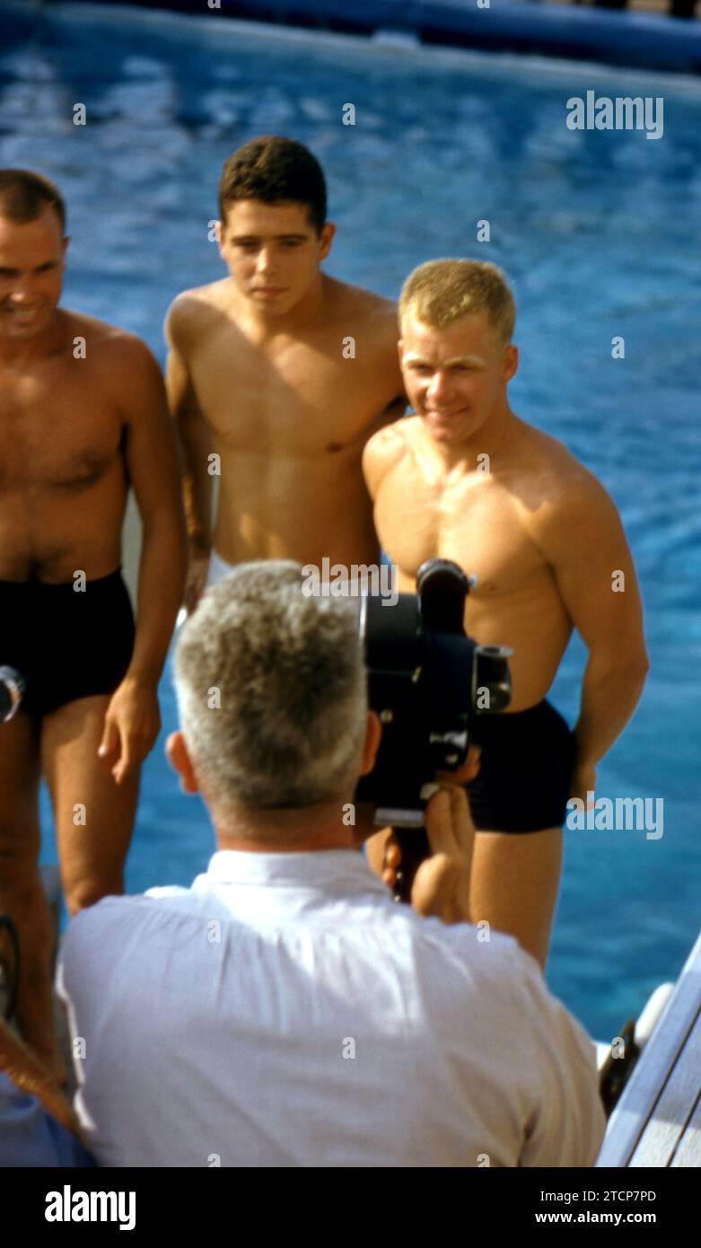 DETROIT, MI - AUGUST, 1956: Men's trial winners of the United States ...