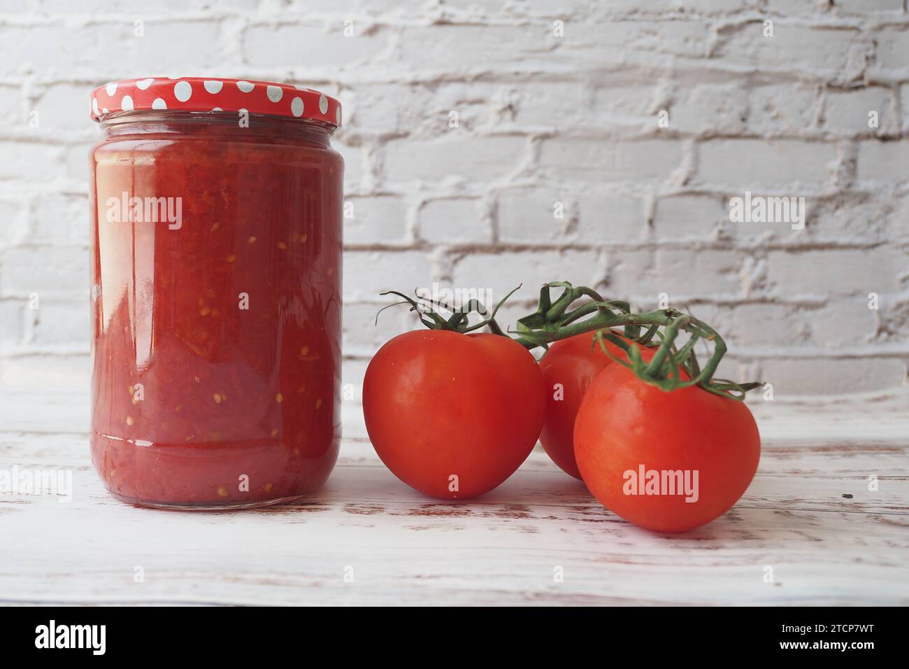 Jars tomato hi-res stock photography and images - Alamy