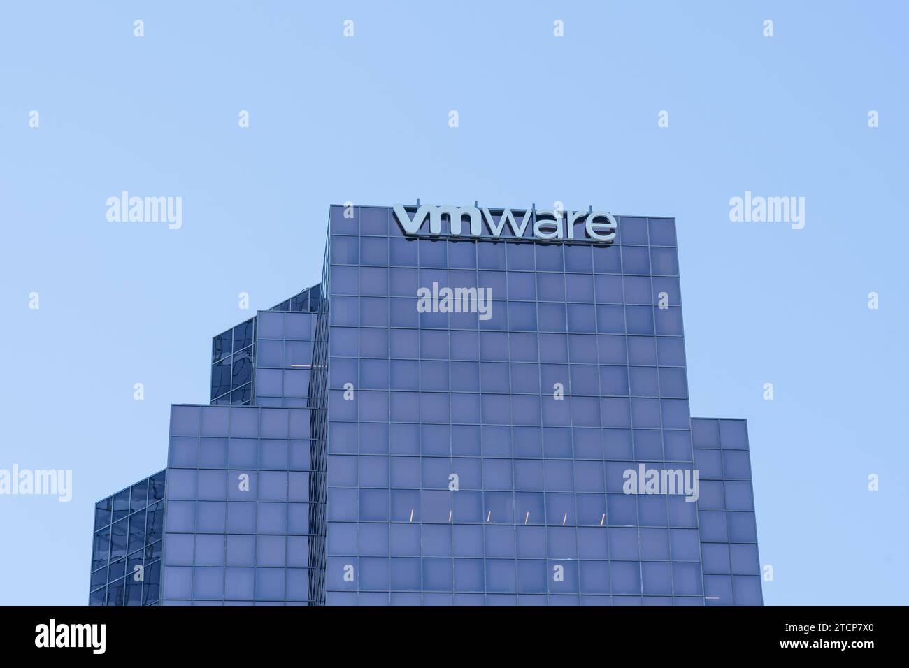 Vmware office hi-res stock photography and images - Alamy