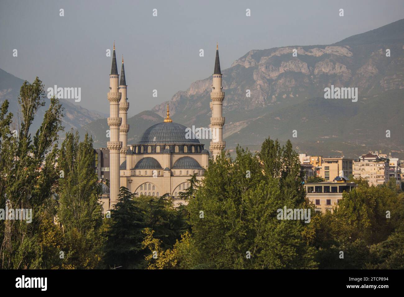 Namazgah Mosque in Tirana with the Skanderbeg mountains behind Stock ...