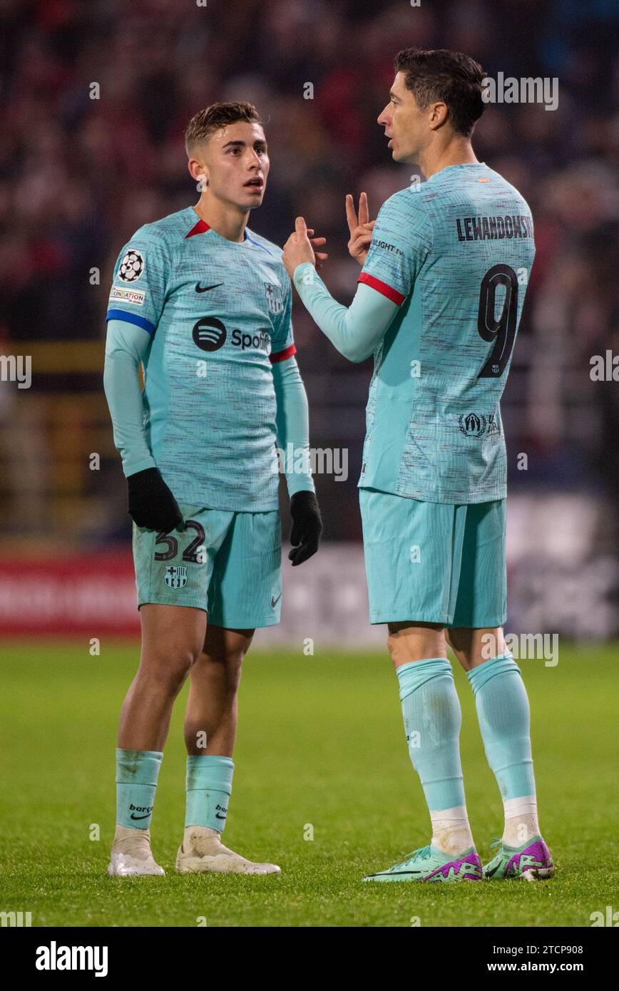 Antwerp, Belgium. 14th Dec, 2023. Robert Lewandowski of Barcelona talks ...