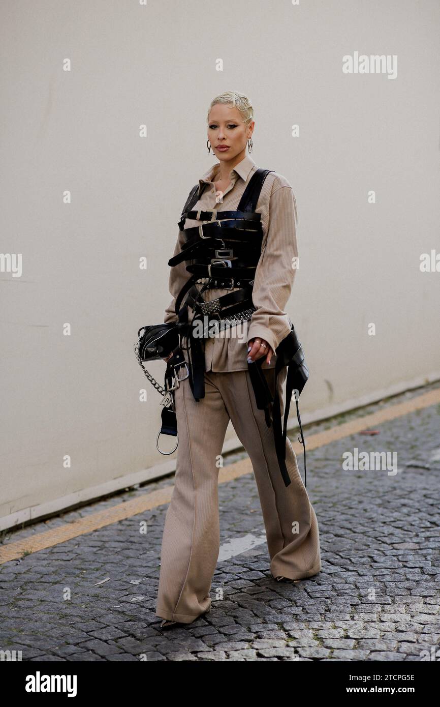 Street style, Kennedy Yanko arriving at Louis Vuitton Spring Summer ...