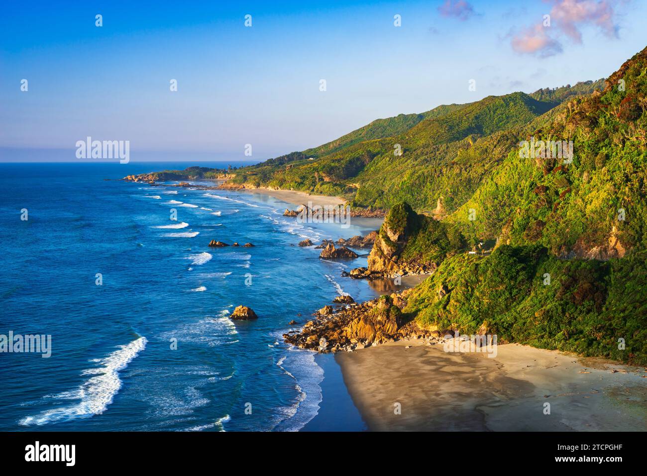 West Coast view from Irimahuwhero Lookout, Paparoa National Park ...