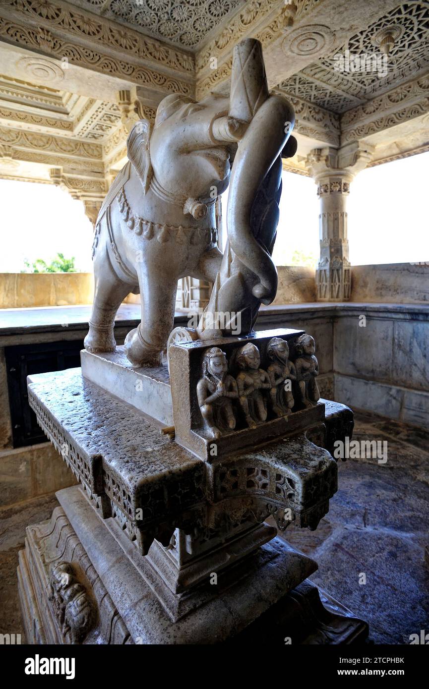 Elephant carved in marble as a memorial at Rranakpur Adinatha Jain ...