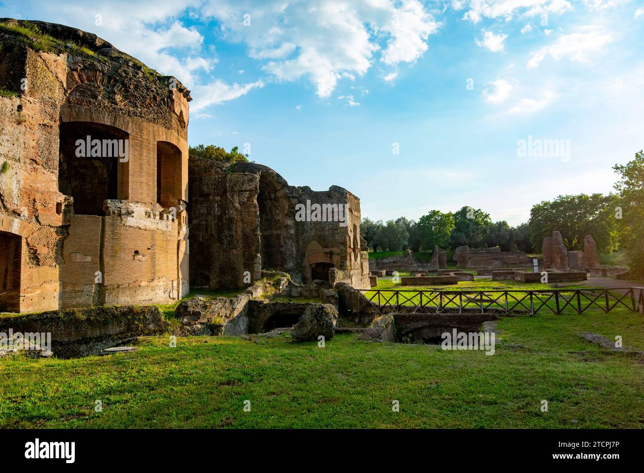 Ruins of Hadrian Villa - Italy Stock Photo - Alamy