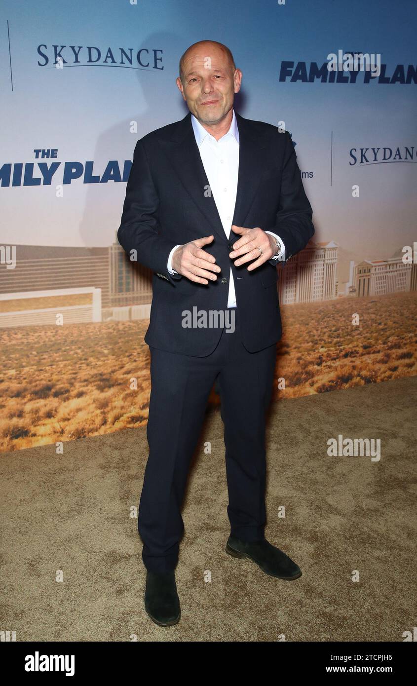 Las Vegas, NV, USA. 13th Dec, 2023. Simon Cellan Jones. Red Carpet ...