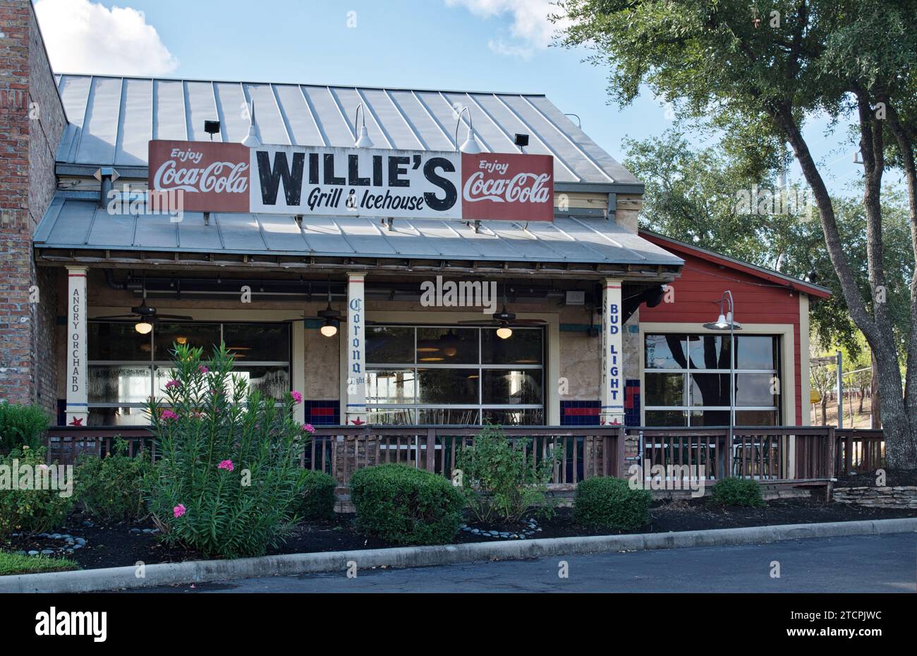 Houston, Texas USA 09-24-2023: Willie's Grill and Icehouse storefront ...