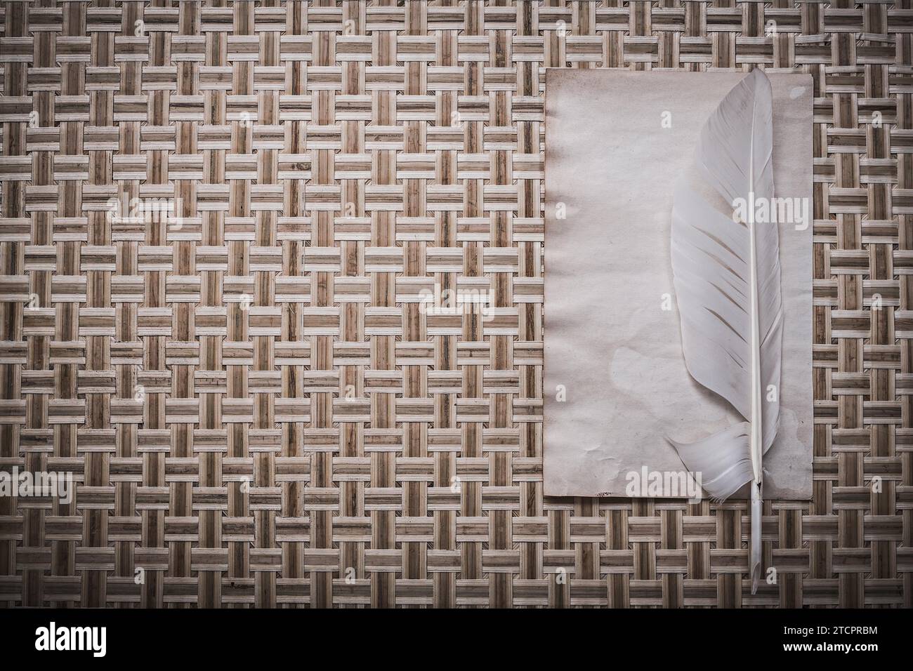 Sheet of clean and clear brown paper hi-res stock photography and ...