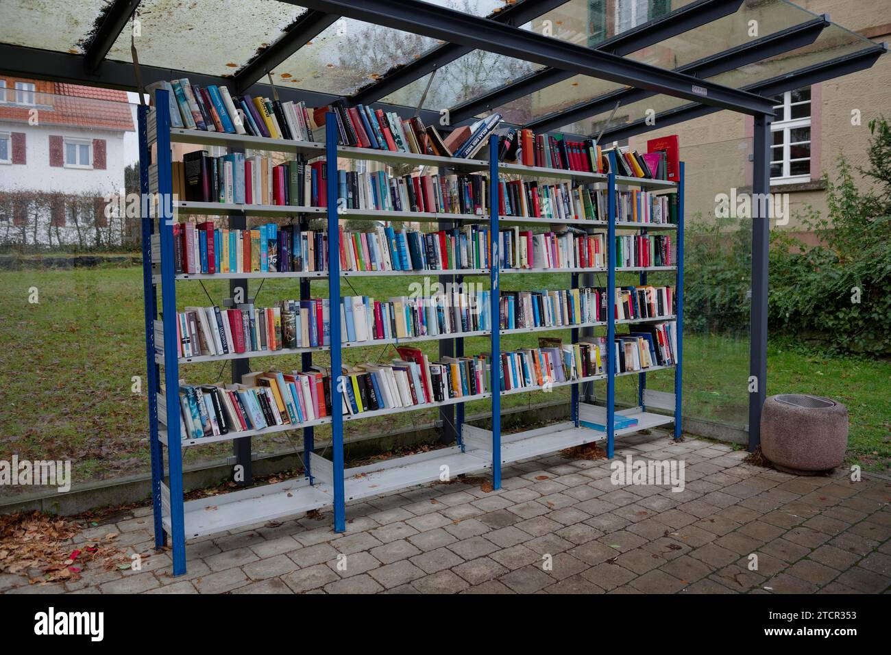Book exchange swap hi-res stock photography and images - Alamy