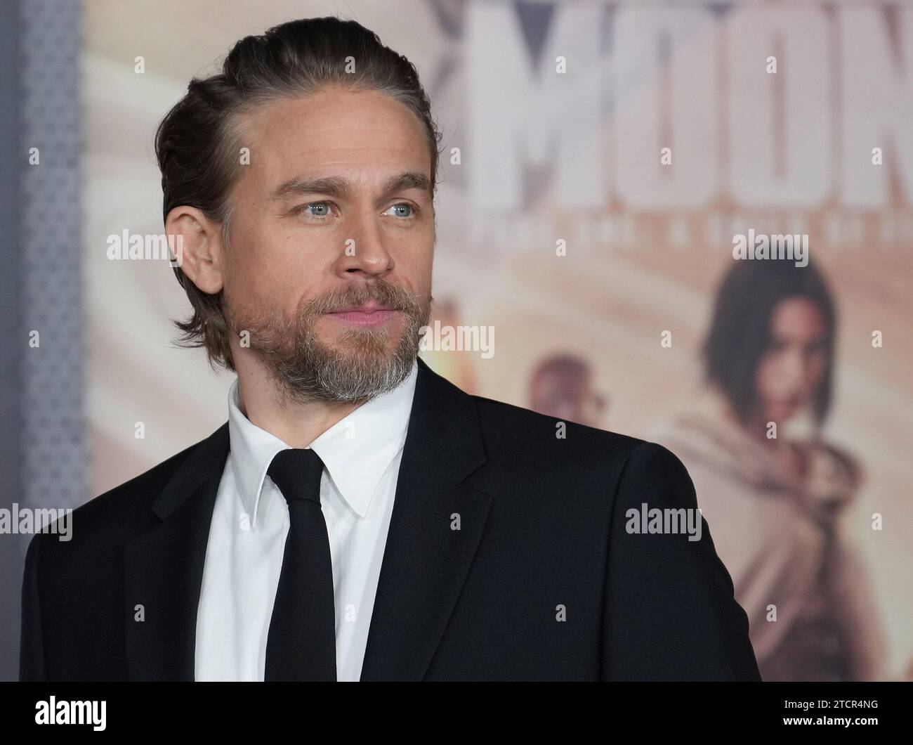 Los Angeles, USA. 13th Dec, 2023. Charlie Hunnam arrives at the Netflix ...
