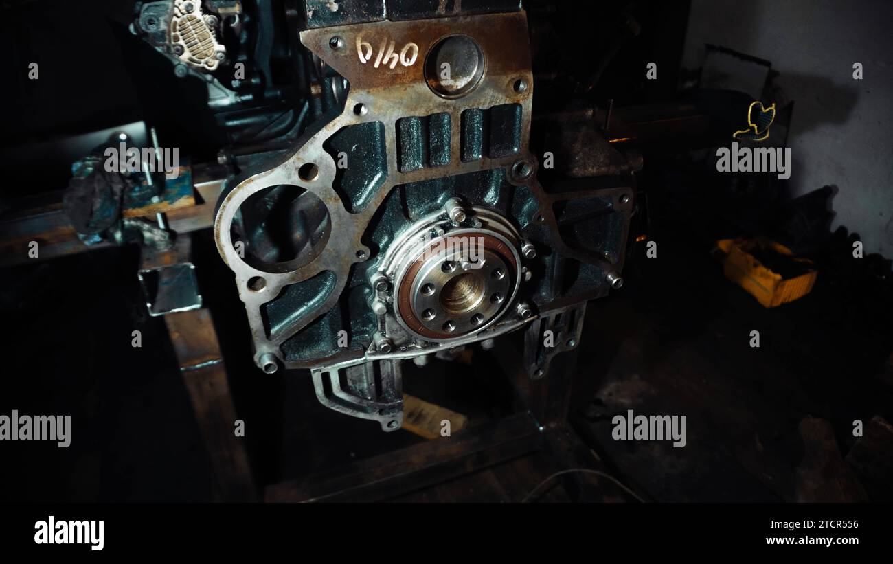 Car restoration hi-res stock photography and images - Alamy